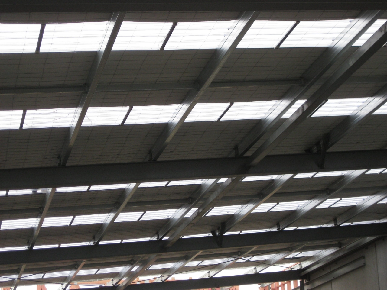 Spanquip Mid-span Supports New Zealand | Roofquip